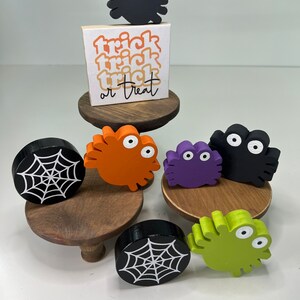 CHUNKY WOODEN SPIDERS, Webs and Trick or Treat Sign | Halloween | Fall ...