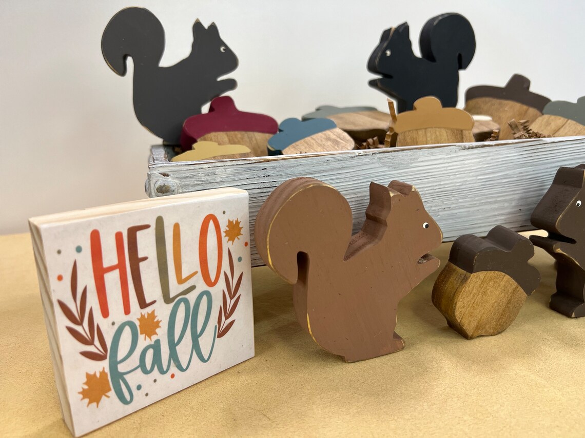 FALL ACORNS & SQUIRRELS | Chunky Wood | Autumn Decor | Halloween ...
