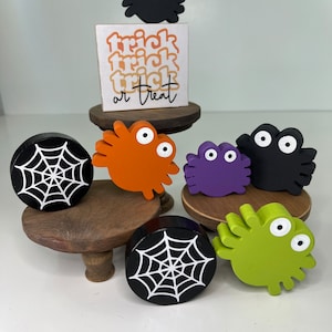 CHUNKY WOODEN SPIDERS, Webs and Trick or Treat Sign | Halloween | Fall ...