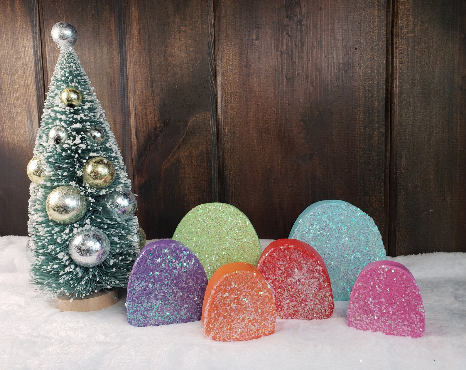 SPARKLY GUMDROPS Chunky Wood Christmas Decor Elf | Etsy