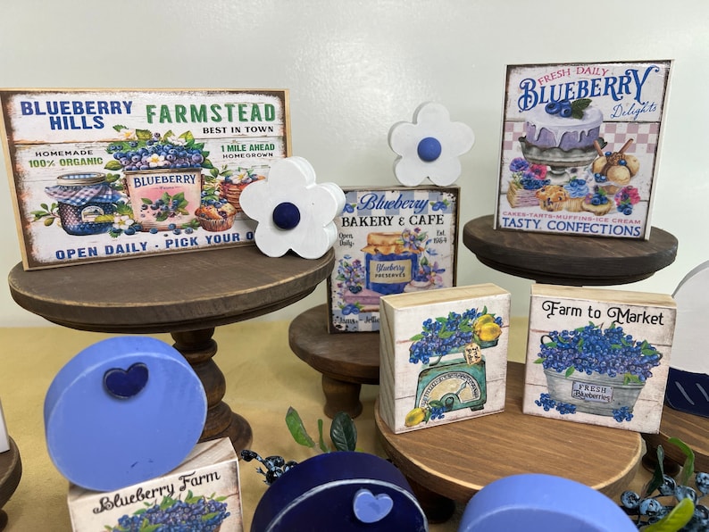 BLUEBERRIES, LEMONS, BLOSSOMS, Cupcakes and Wooden Block Signs ...