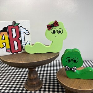 CUTEST PERSONALIZED TEACHER Gift | Wooden Bookworm | Back to School ...