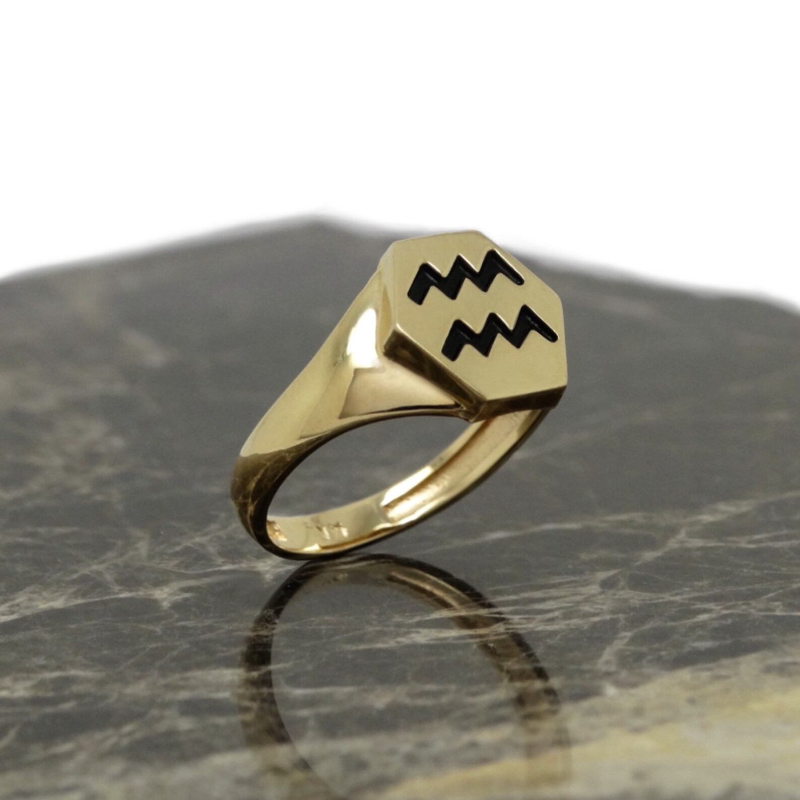 Zodiac Aquarius Sign 14K Gold Women's Ring, Solid 14k Gold Astrology ...