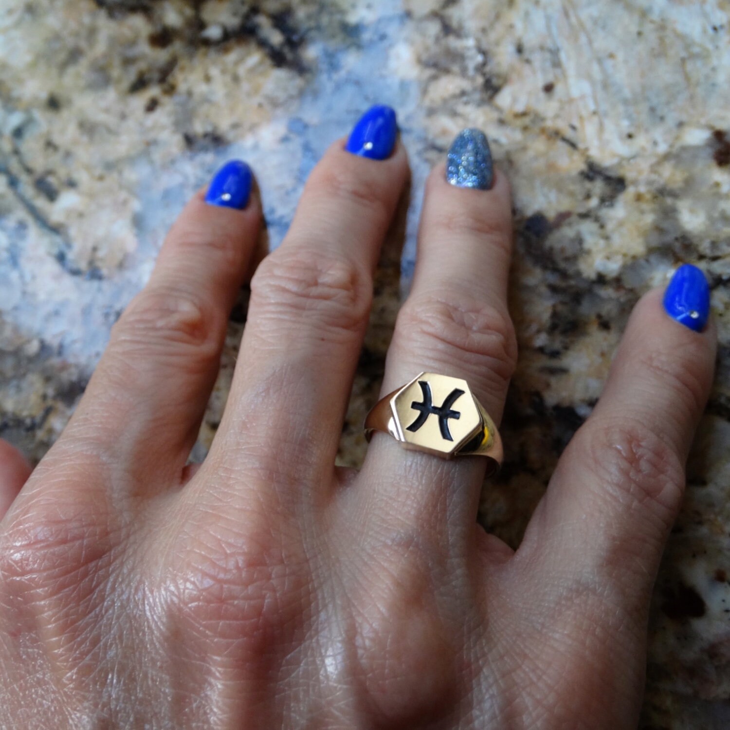 Women's Ring in Solid Gold 14K Zodiac Pisces Sign , Pisces Gold 14ct ...