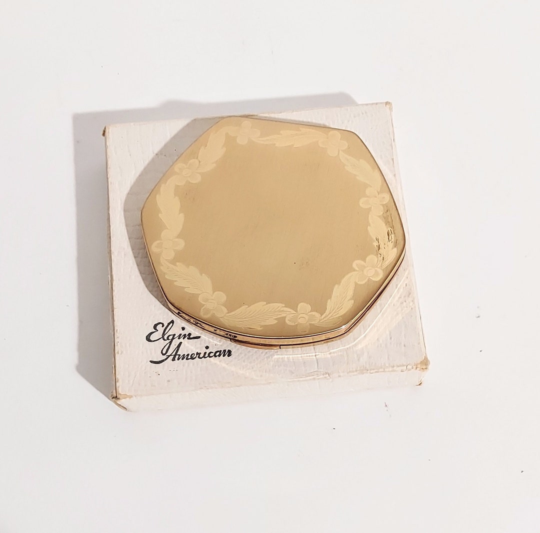 Compact by Elgin America, Makeup Compact With Mirror and Original Box ...