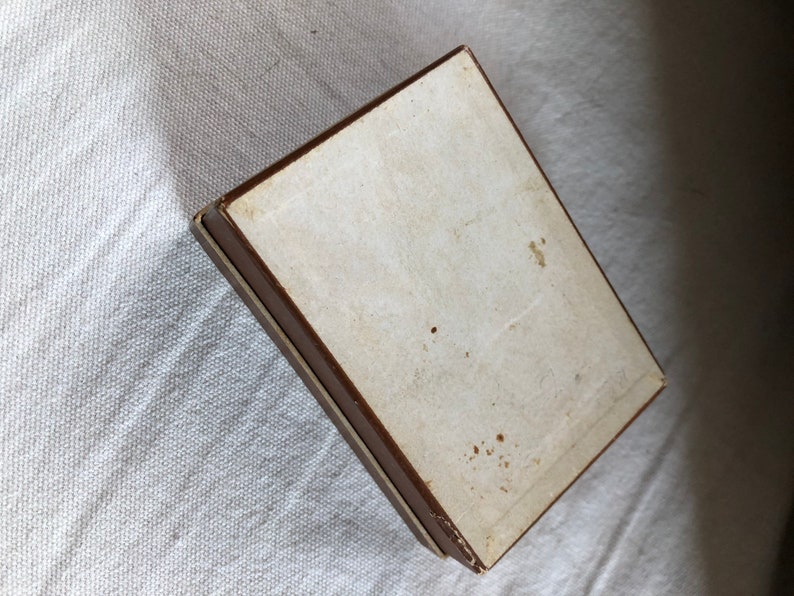 Antique Victorian Lithographed Gift Box - Etsy