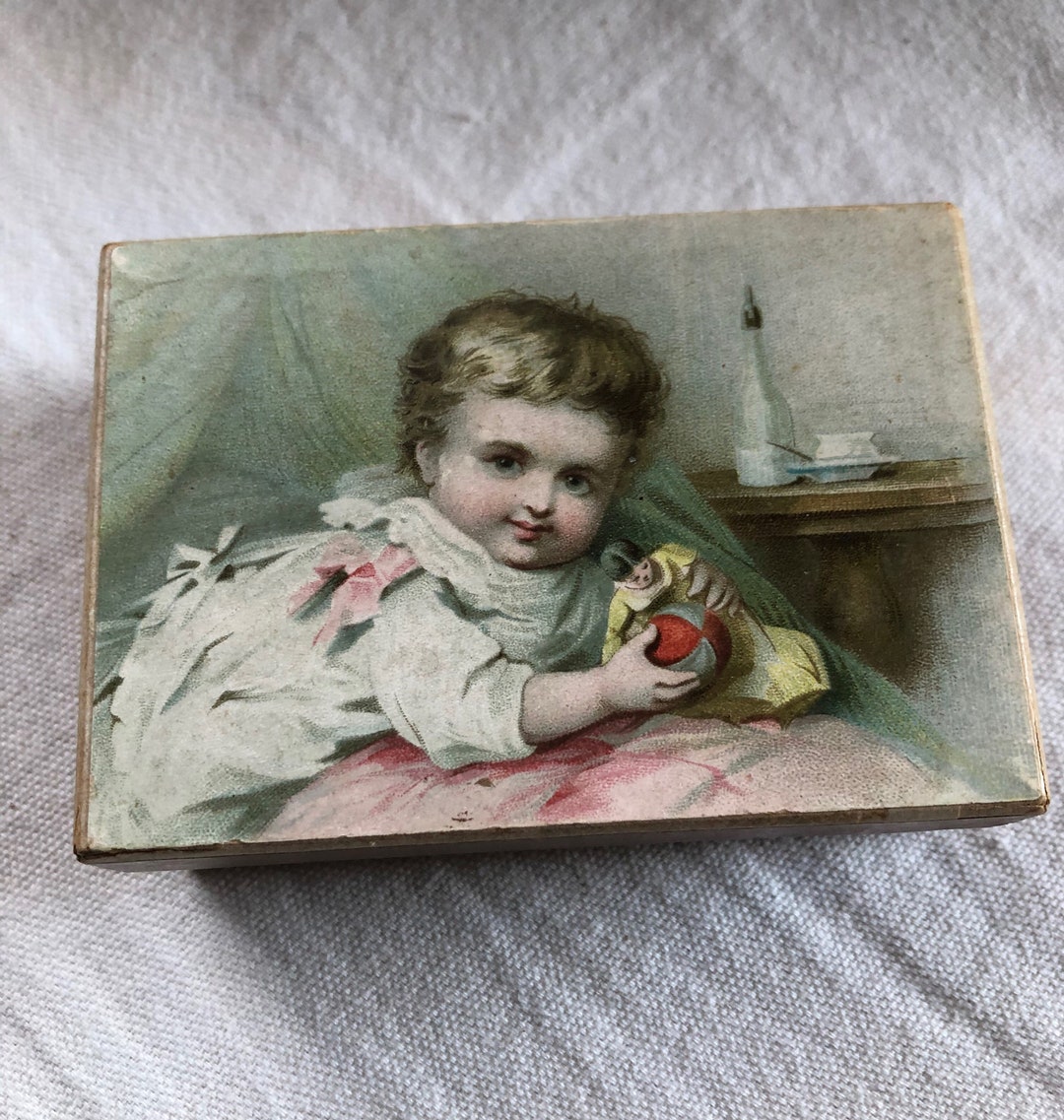 Antique Victorian Lithographed Gift Box - Etsy