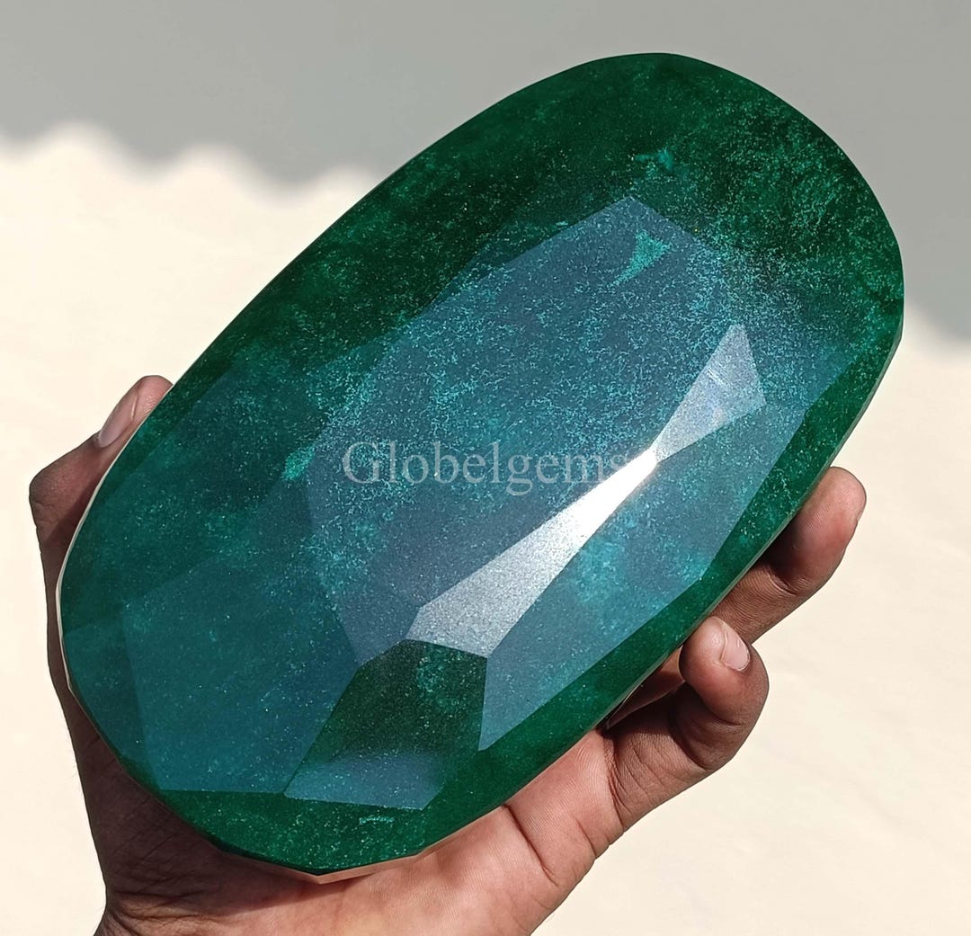 Certified Big Green Emerald 5000 Carat Natural Gemstone From Brazil ...