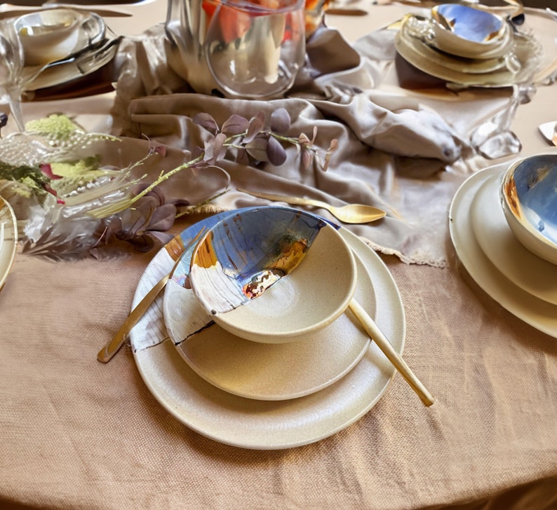 Beige Dinner Set | With Pastel Abstract Art & Metallic Stripe | 3-piece ...