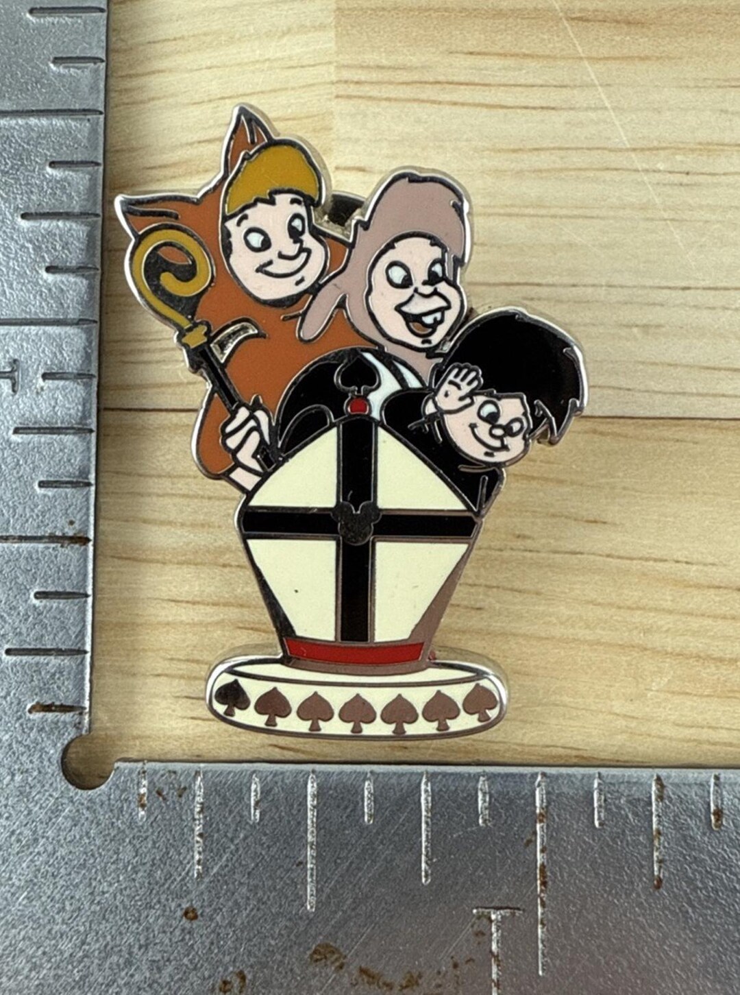Disney DLR Hidden Mickey Peter Pan Chess Slightly, Nibs & Toodles Pin ...