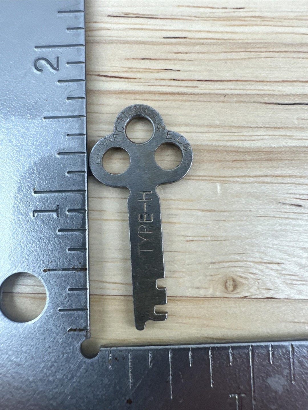 Antique Flat Steel Car Key Type-h Connecticut & E Co. Connecticut ...