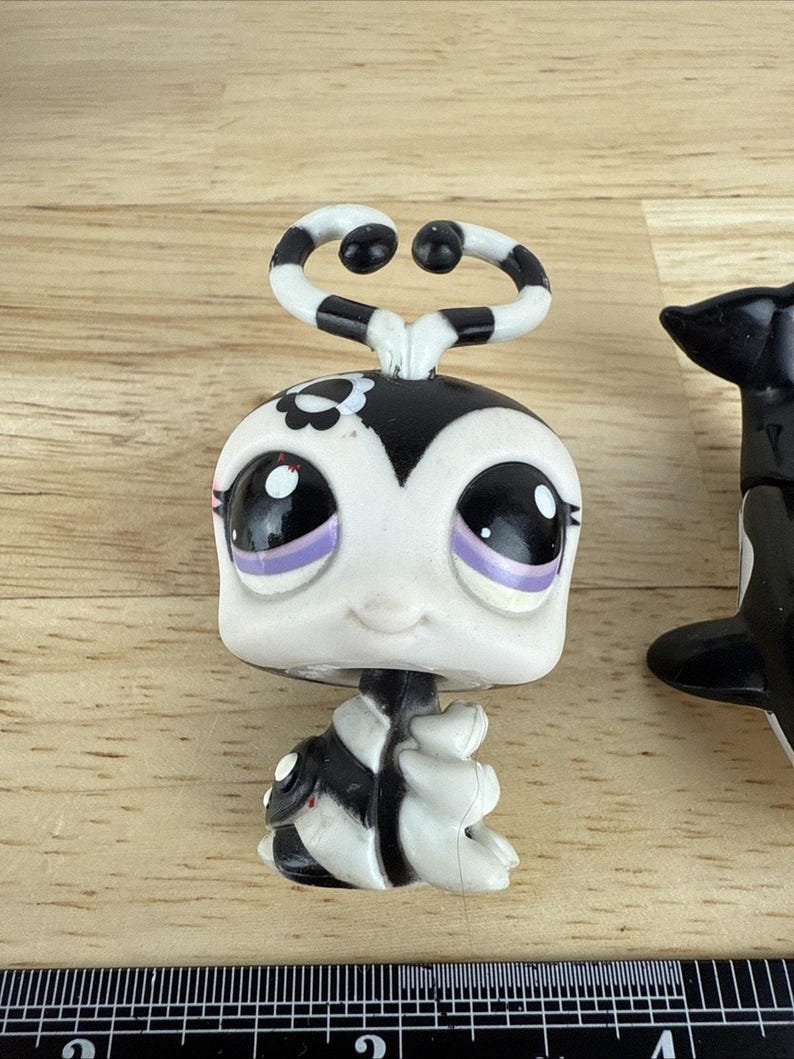 3 Littlest Pet Shop Animal Lot, 2250 LPS Love Bug, Baby Orca Whale ...