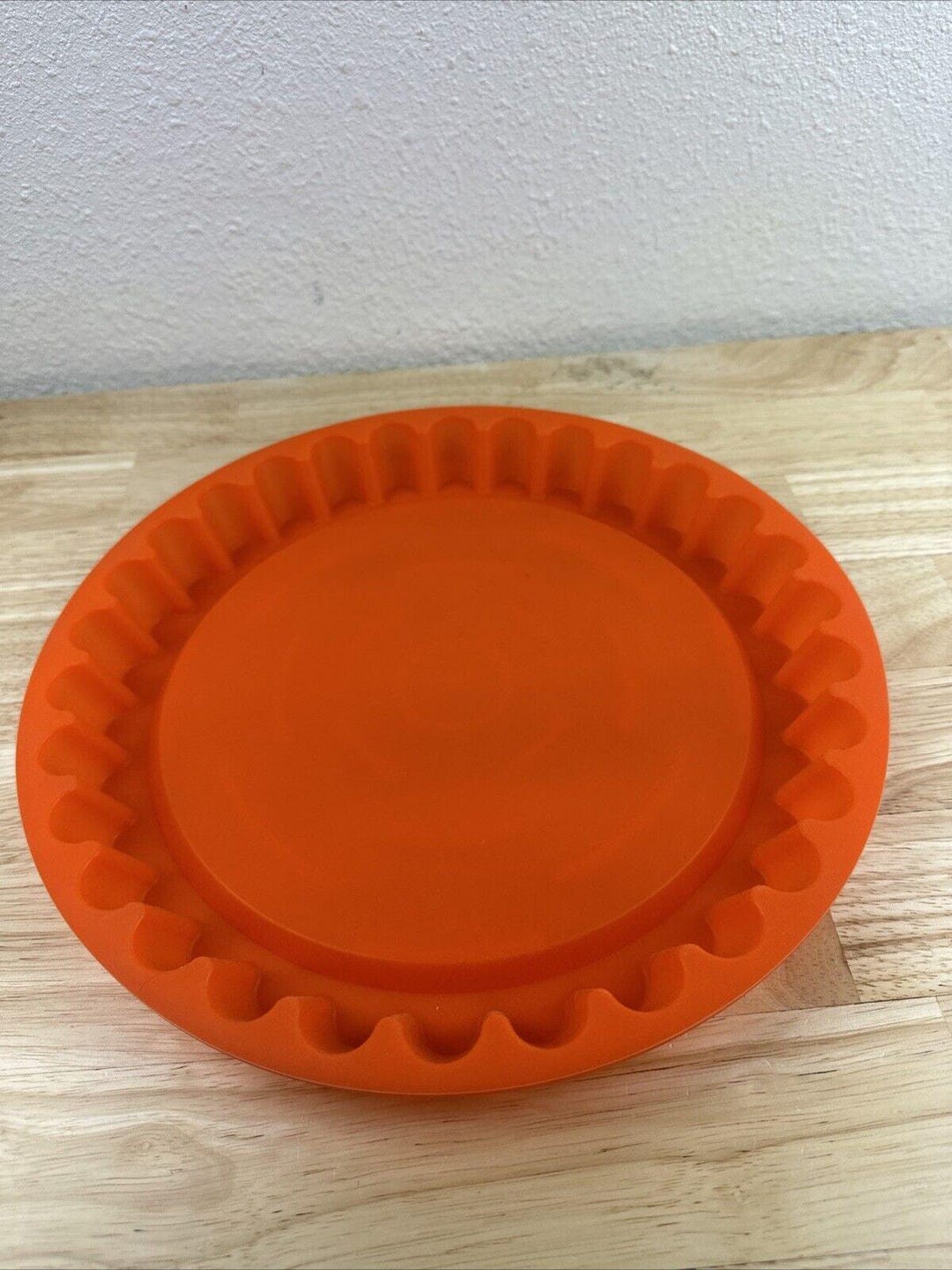 Le Creuset Orange Flexible Baking Pan Silicone Tart Pizza Flan Pan Made ...