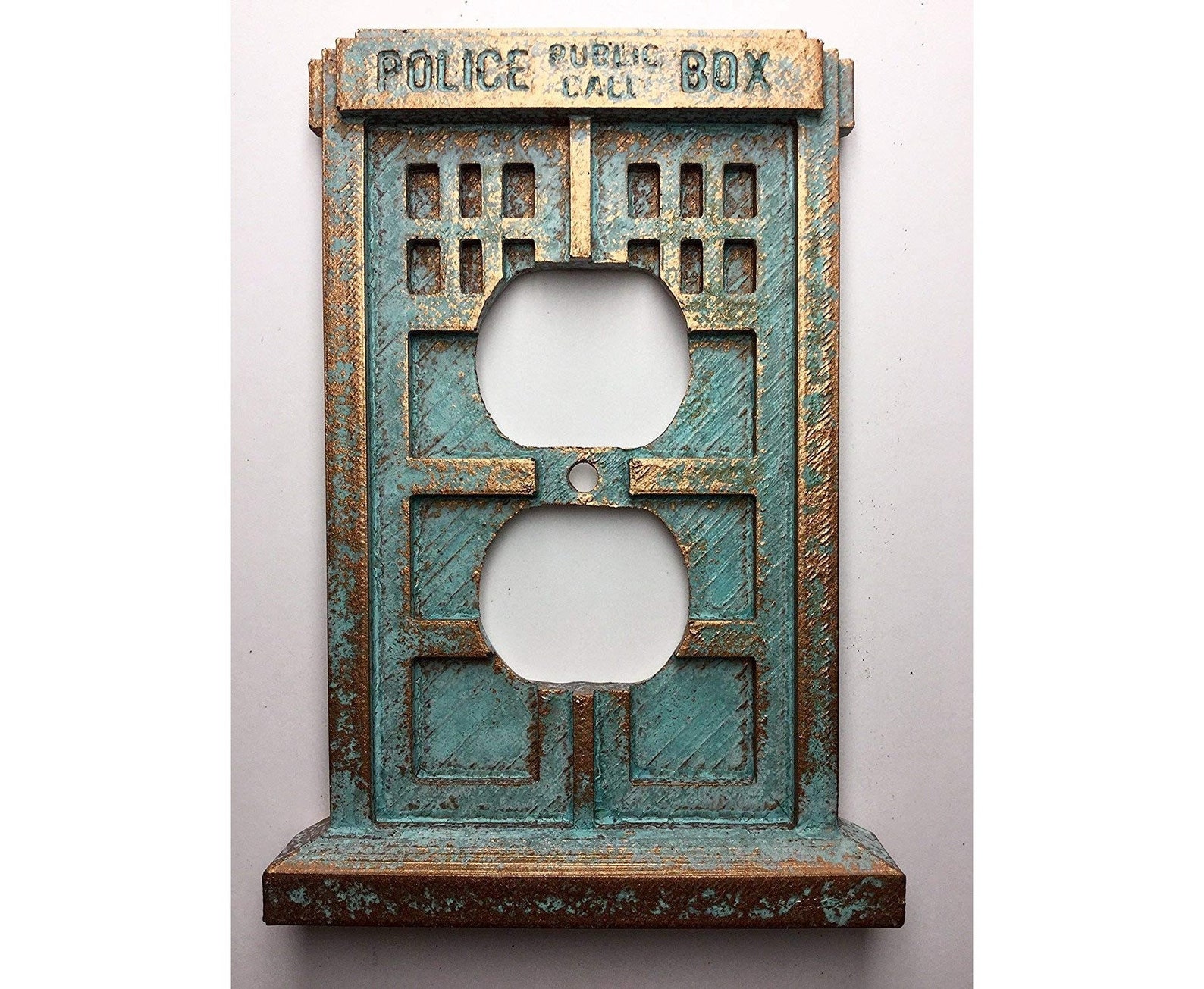 Tardis Outlet Cover aged - Etsy