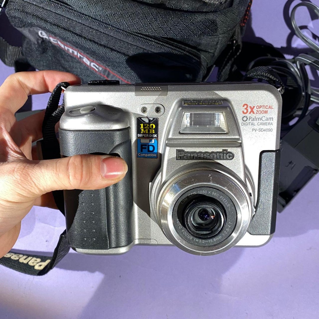 Vintage Panasonic Palmcam PV-SD4090 1.3MP Floppy Disc Digital Camera - Etsy