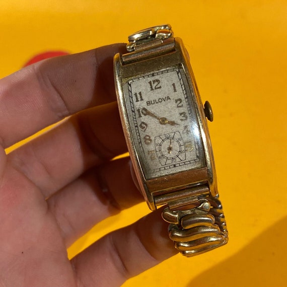 Vintage Bulova Long Curvex, Cal. 7AP, 17J 10k RGP Cas… - Gem