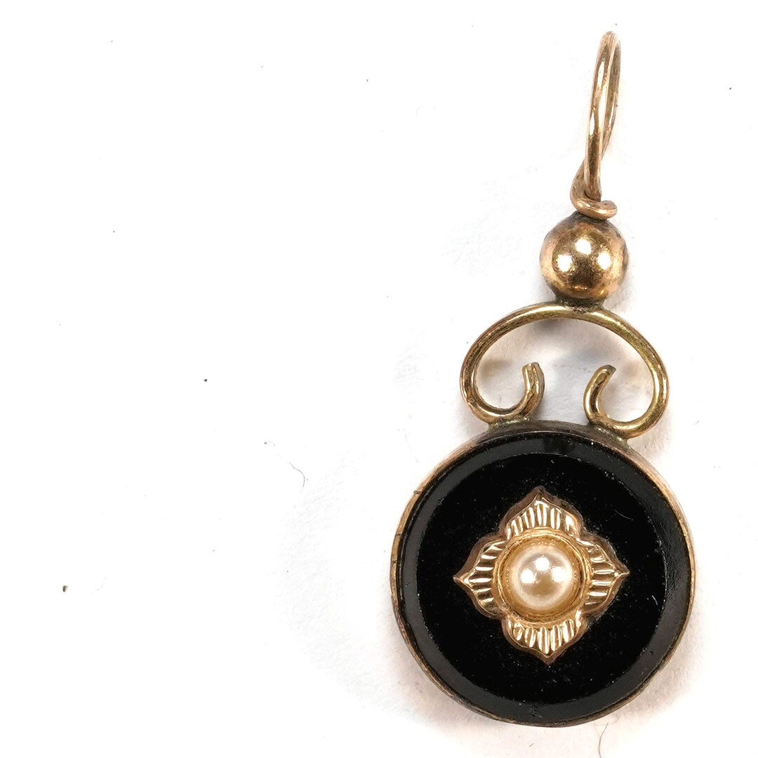 Antique Gold Filled and Art Nouveau Style Black Onyx Drop Stone Pendant ...