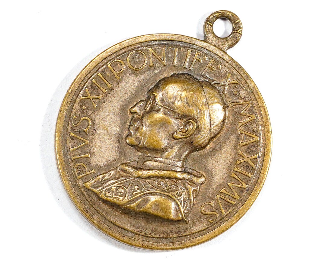 Vintage Medal Pope Pius XII ROMA ITALY Small Religious Charm Medal - Etsy