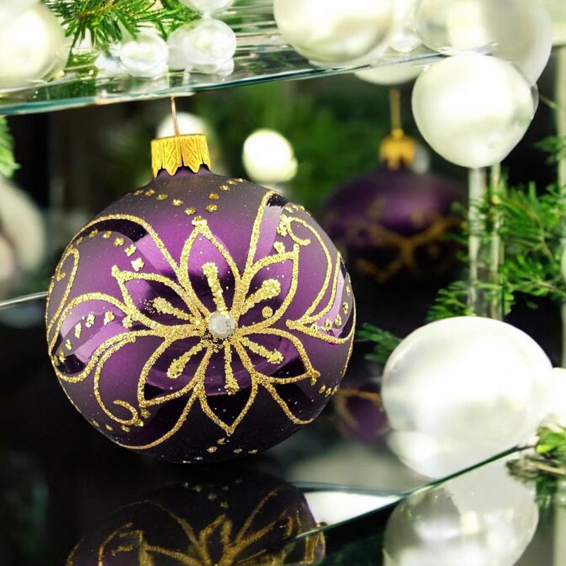 Glass Bauble in Gift Box - 60+ Gift Ideas for 2026