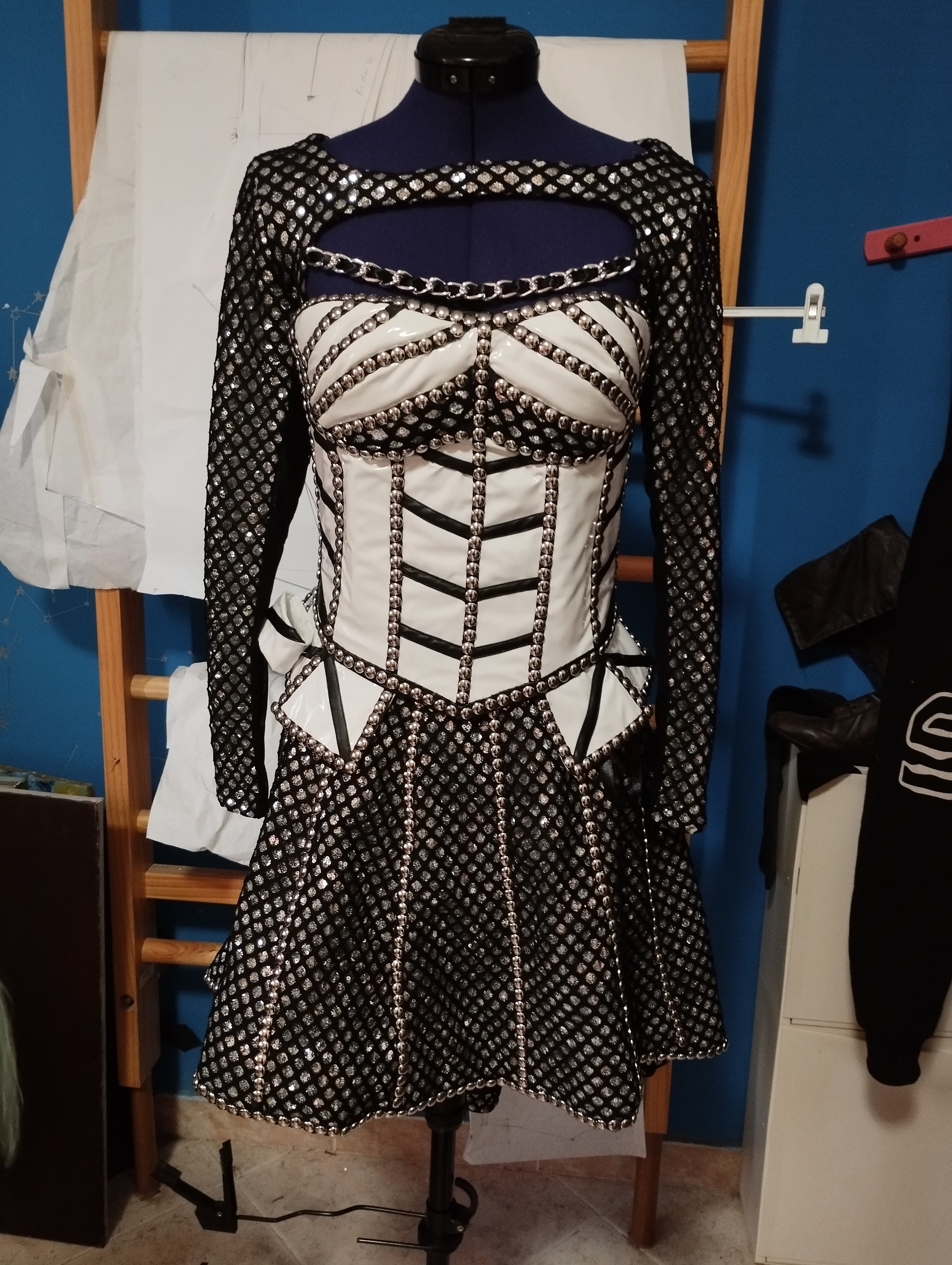 Jane Seymour Six Musical Cosplay Costume Replica Queen Skirt Corset ...