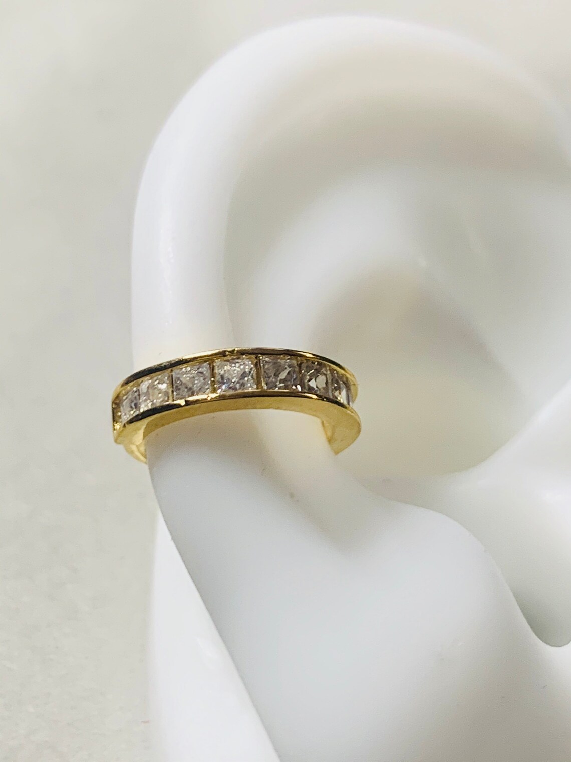 Simple Crystal Conch Cuff in Gold & Silver, Crystal Wrap Cuff, Gold Ear ...