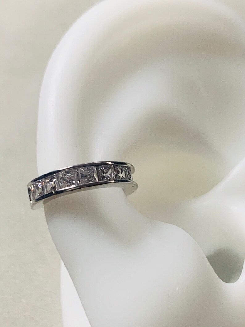 Simple Crystal Conch Cuff in Gold & Silver, Crystal Wrap Cuff, Gold Ear ...