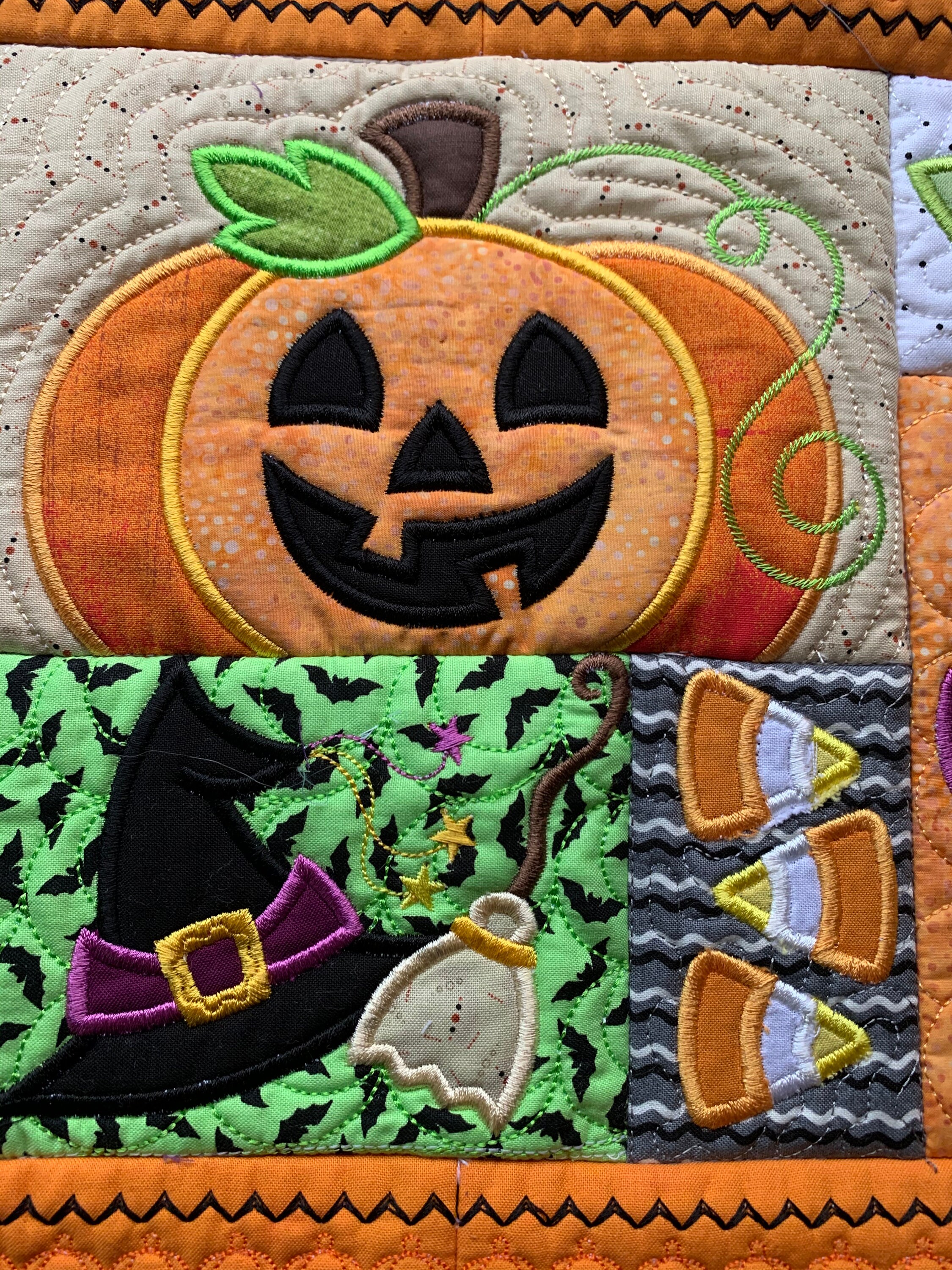 A Spooky Table Runner - Etsy