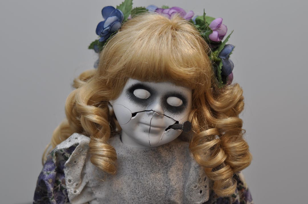 Creepy Scary Porcelain Horror Doll- Isabella - Etsy