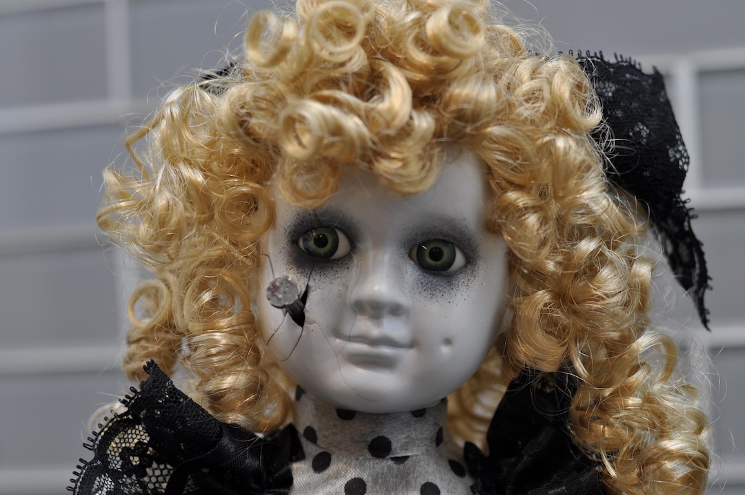 Creepy Scary Porcelain Horror Doll- Hannah - Etsy