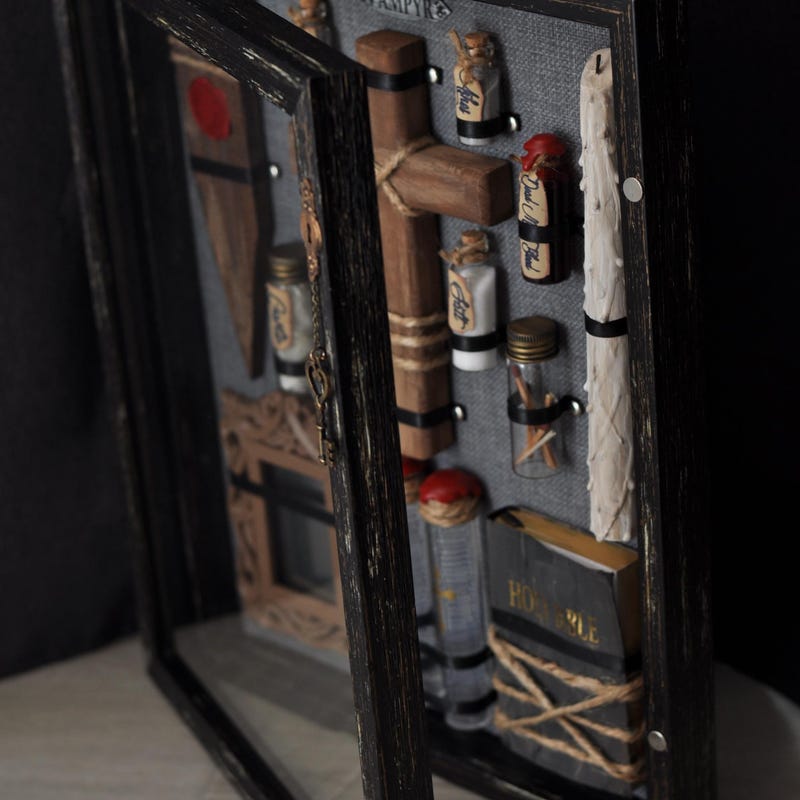 Vampire Hunting Kit - Etsy