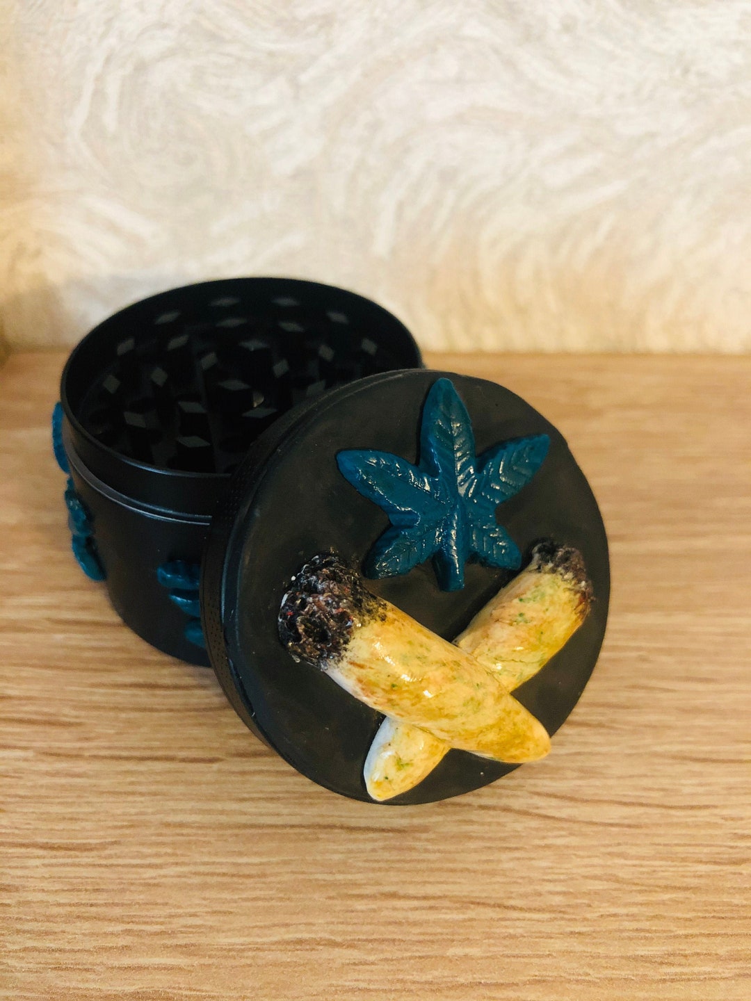 Weed Accessories Custom Grinder Medizinisches Weed - Etsy.de