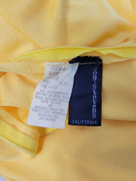 Joy Stevens 1970's Bright Yellow Turtle Neck Long Sli… - Gem