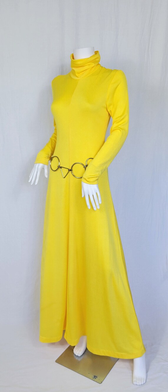 Joy Stevens 1970's Bright Yellow Turtle Neck Long Sli… - Gem