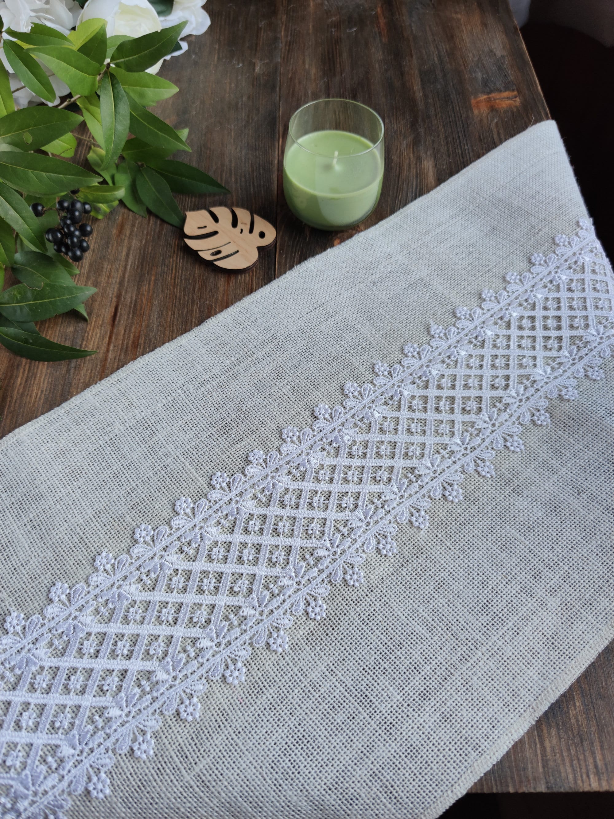 Ivory Burlap Table Runner With White Lace Burlap Runner for | Etsy