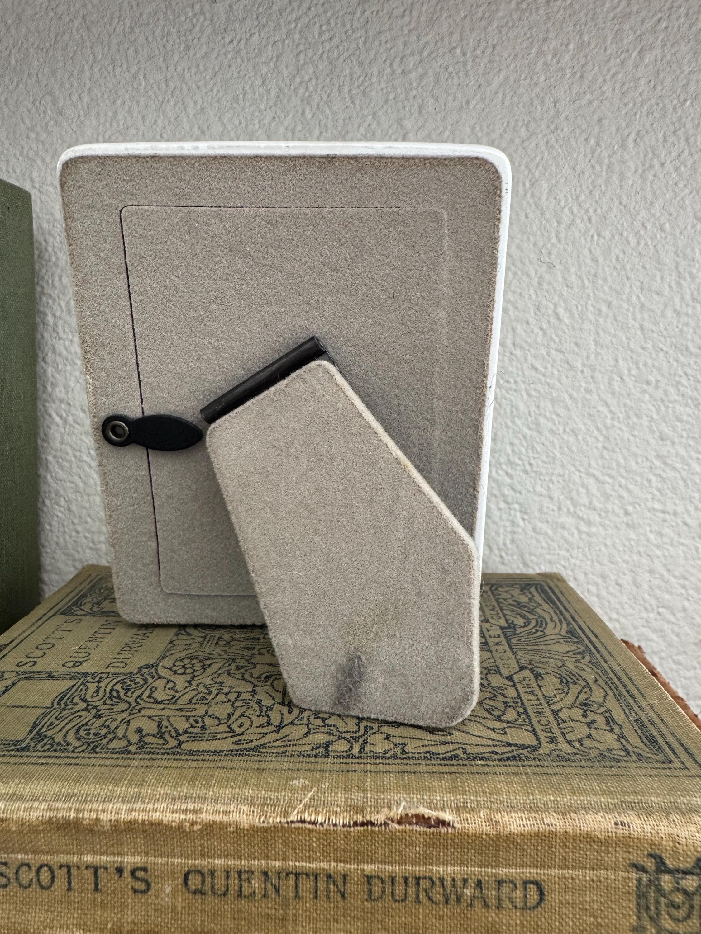 Ceramic Heart Picture Frame Mini Heart Frame Gold and Cream Ceramic ...