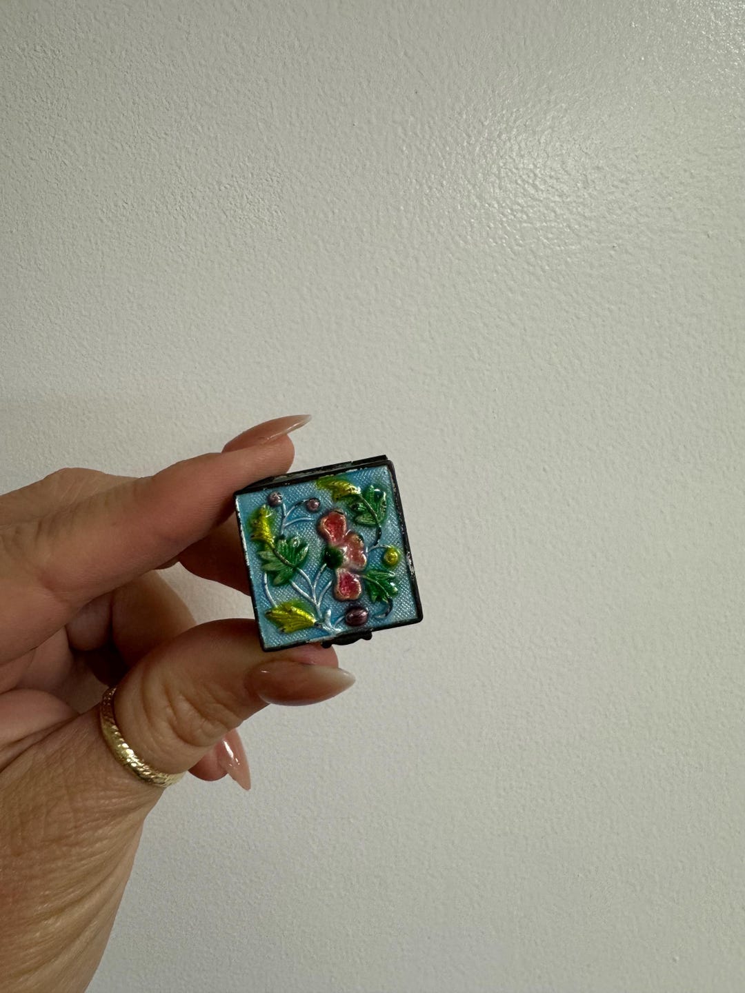 Vintage Pillcase - Enamel Floral Pillcase - Pillcase - Vintage Canity ...