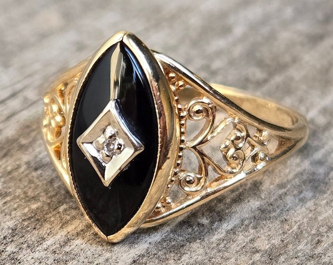 Vintage 10K Black Onyx Diamond Ring Sz 5 1/4 - Etsy