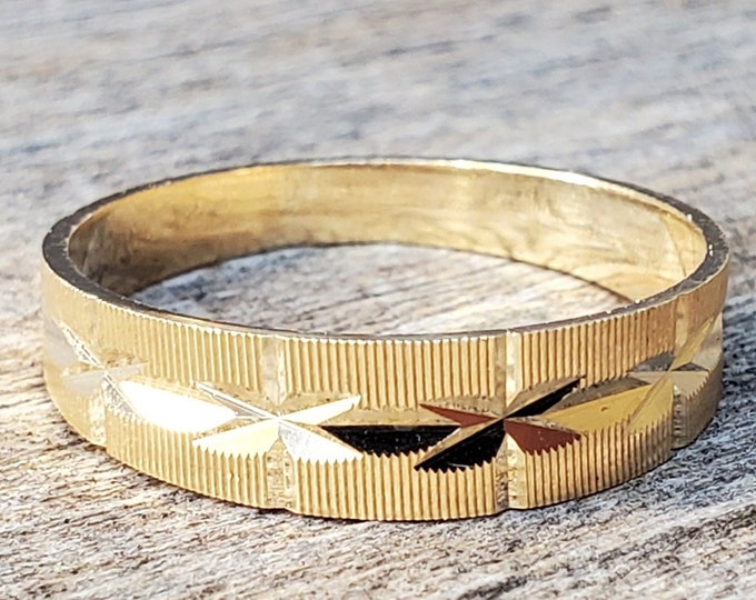 Vintage 14K Gold Diamond Cut Band Ring - Etsy