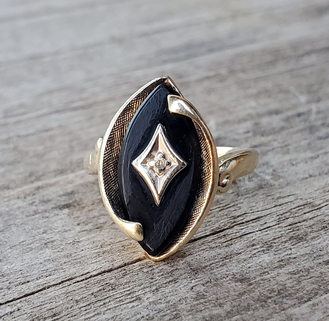 Vintage 10K Black Onyx & Diamond Ring Sz 3 - Etsy