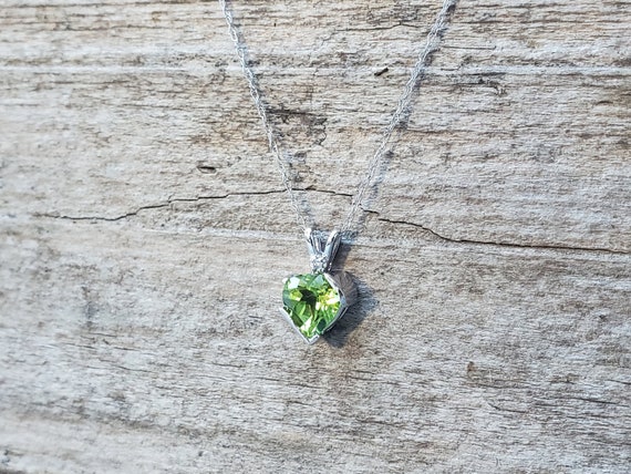 10K Peridot Heart Diamond Pendant and Necklace - Gem