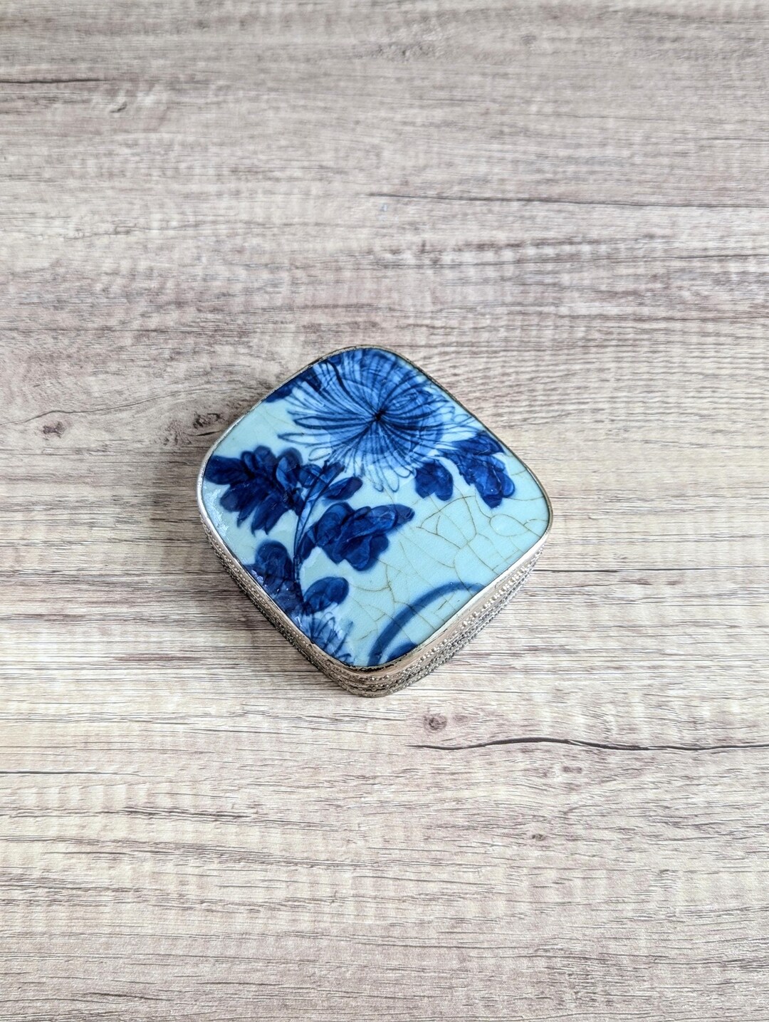 Antique Chinese Porcelain Blue Flower Pottery Shard Box in Silver ...