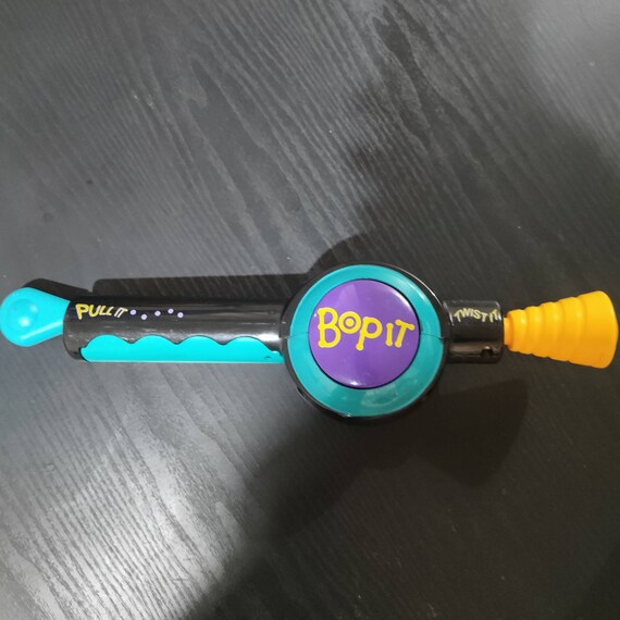 Vintage Bop It Hasbro 1996 Original Electronic Handheld Skill - Etsy