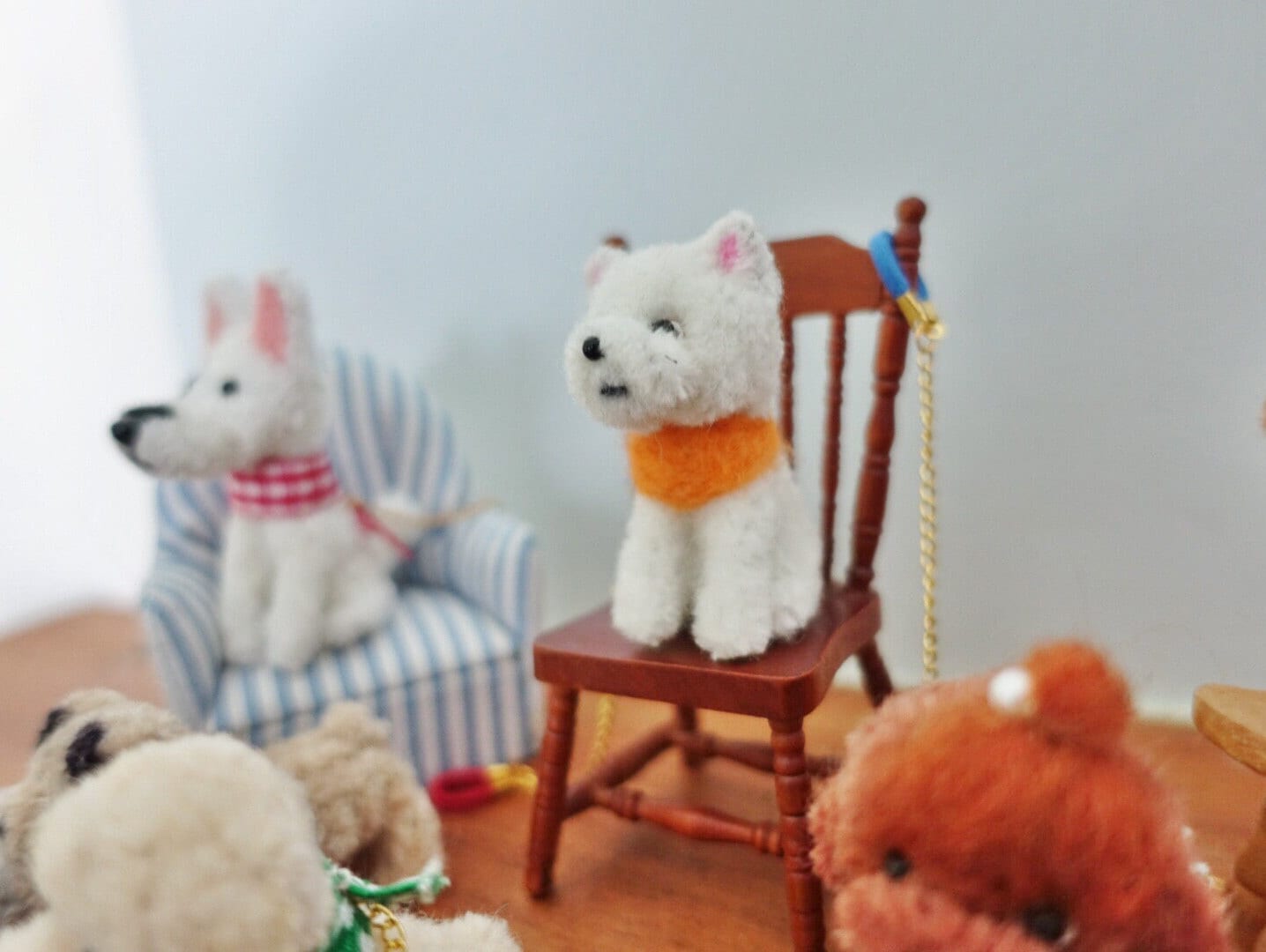 Handmade Mini Pipe Cleaner Dogs With Leash, Ob11 Doll, Art Doll, Doll ...