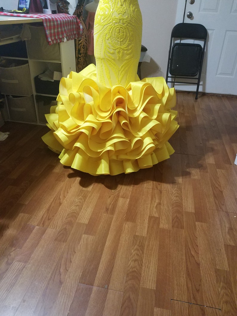 Ruffles Train Template(please READ Description Below Before Purchasing ...