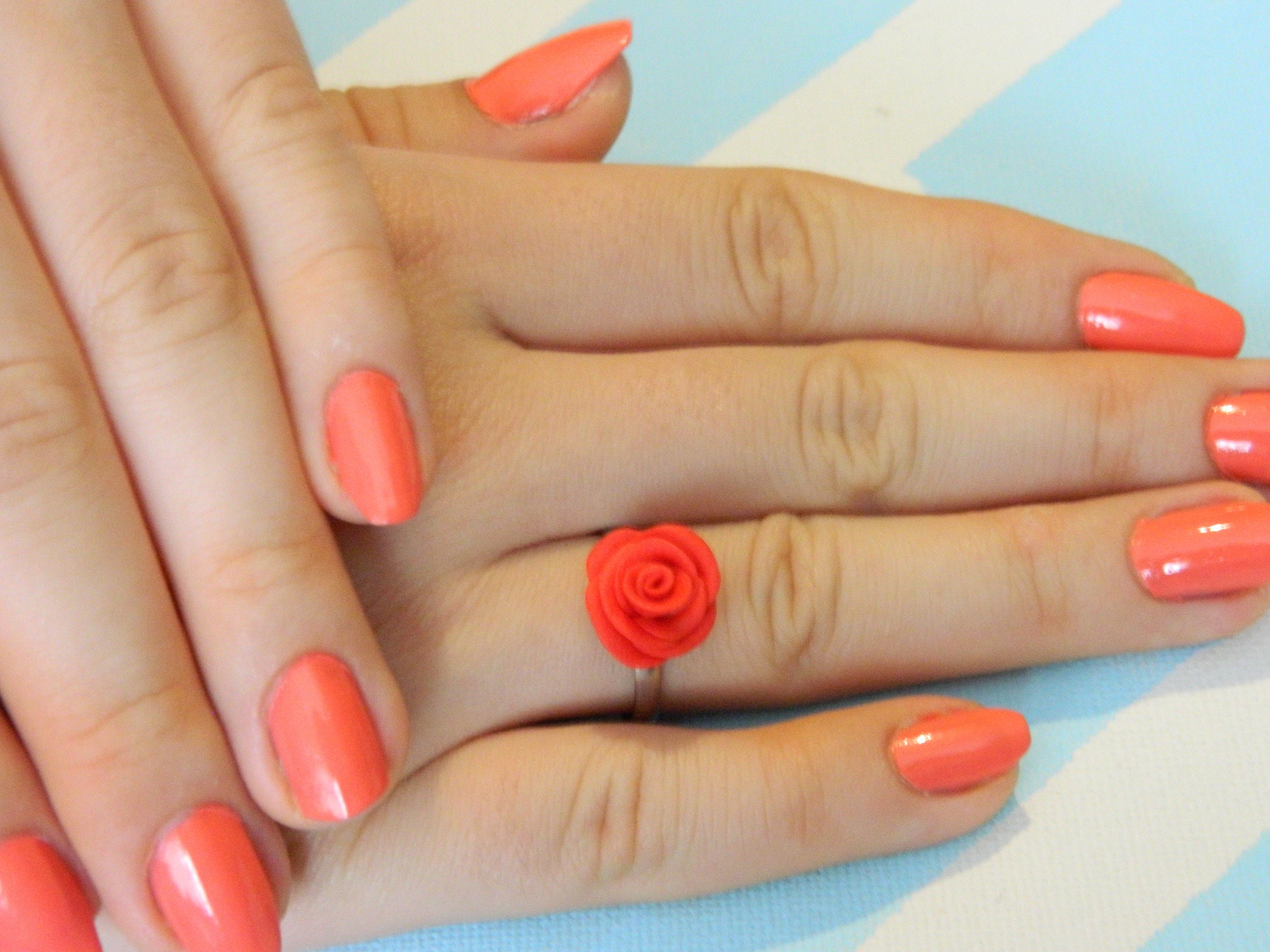 Ring/ Rose Charm/polymer Clay/ Handmade/ Red Base / Polymer - Etsy