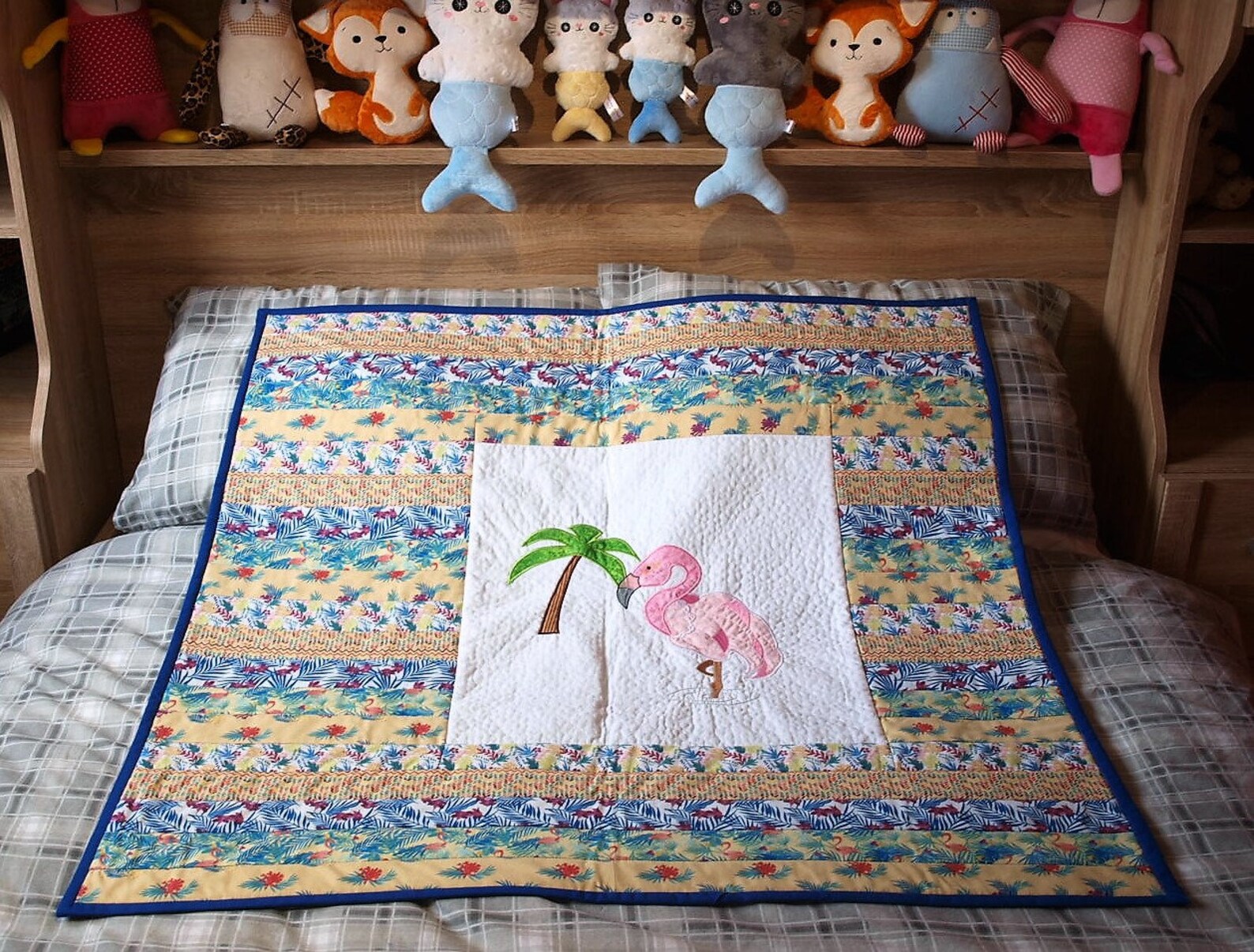 Flamingo Quilt, Tropical Quilt, Flamingo Lap Quilt, Palm Trees ...