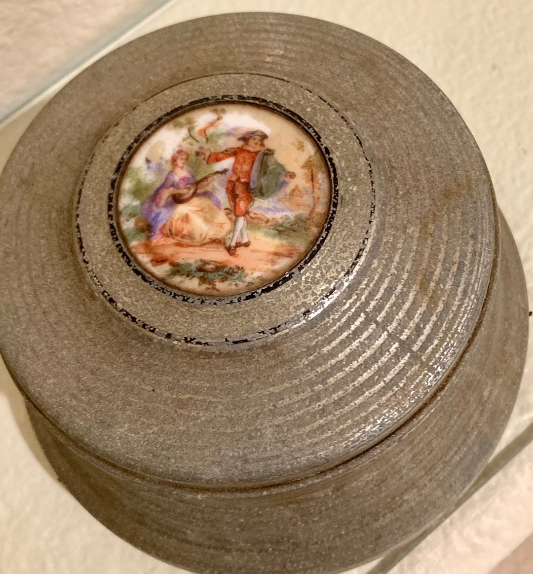 Vintage 30 S Music Box/ Powder Container - Etsy
