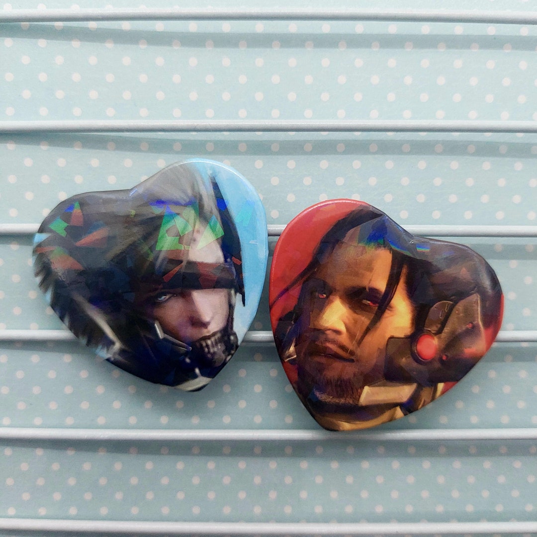 Metal Gear Rising Raiden & Sam Heart Buttons - Etsy