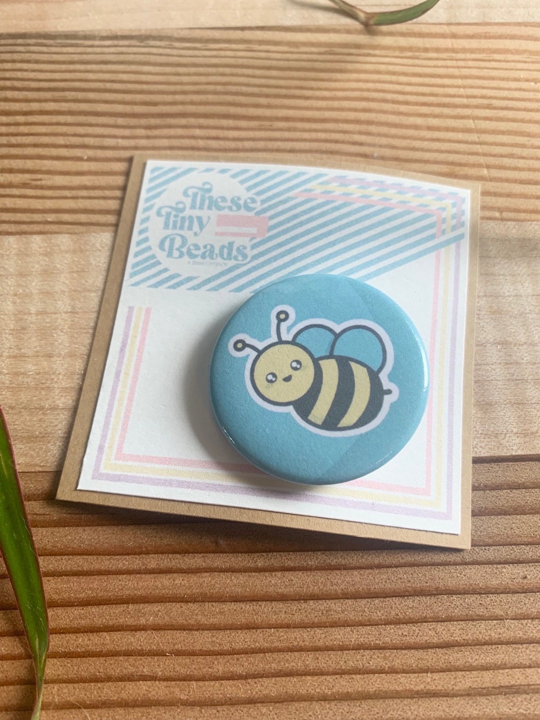 Bumble Bee Gifts Kawaii Pins Kawaii Buttons Cute Animal Pinback Buttons ...