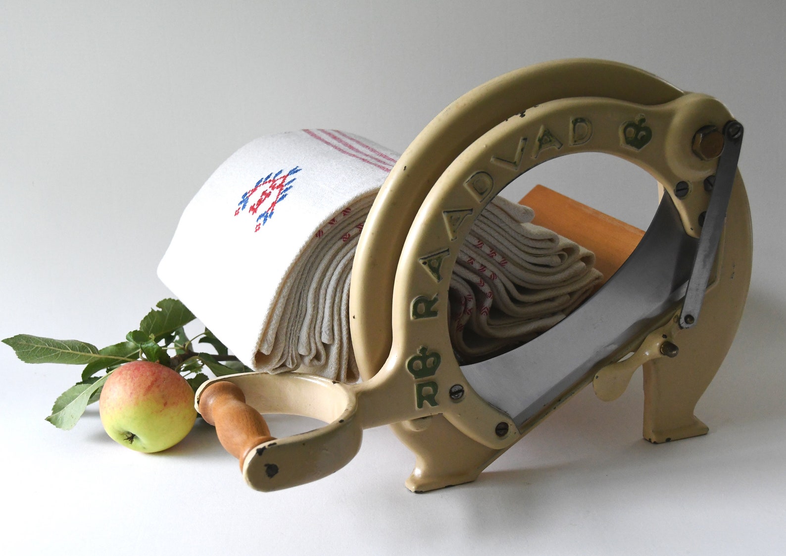 Danish Bread Cutter. Mid-century Danish Raadvad Breadslicer. Vintage ...